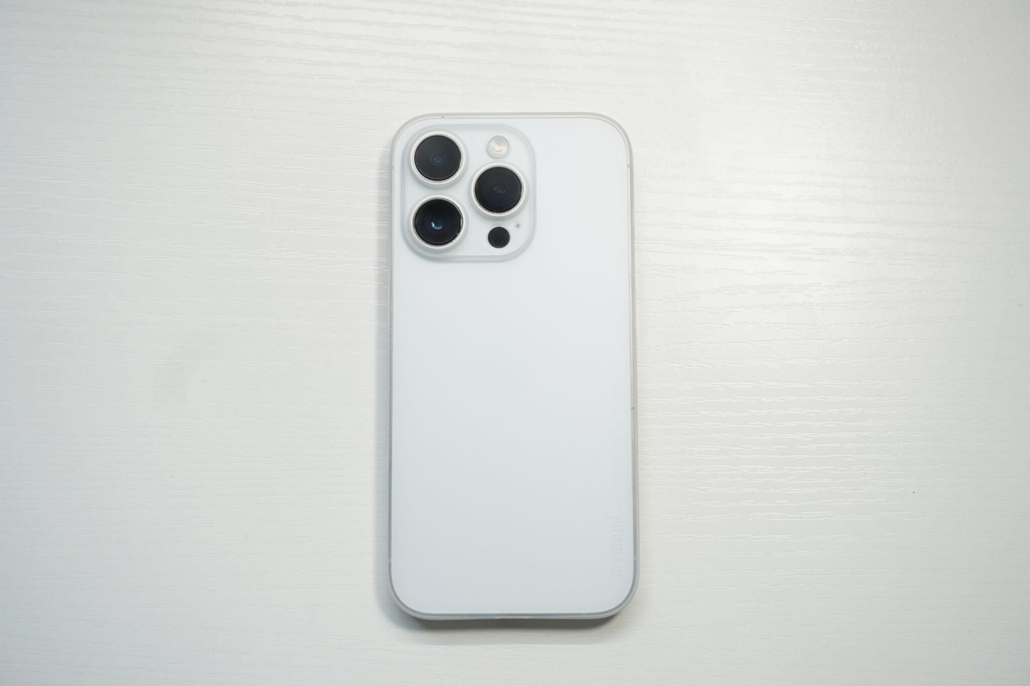memumi iPhone 14 Proケースレビュー：コスパ優秀な薄型スマホケース