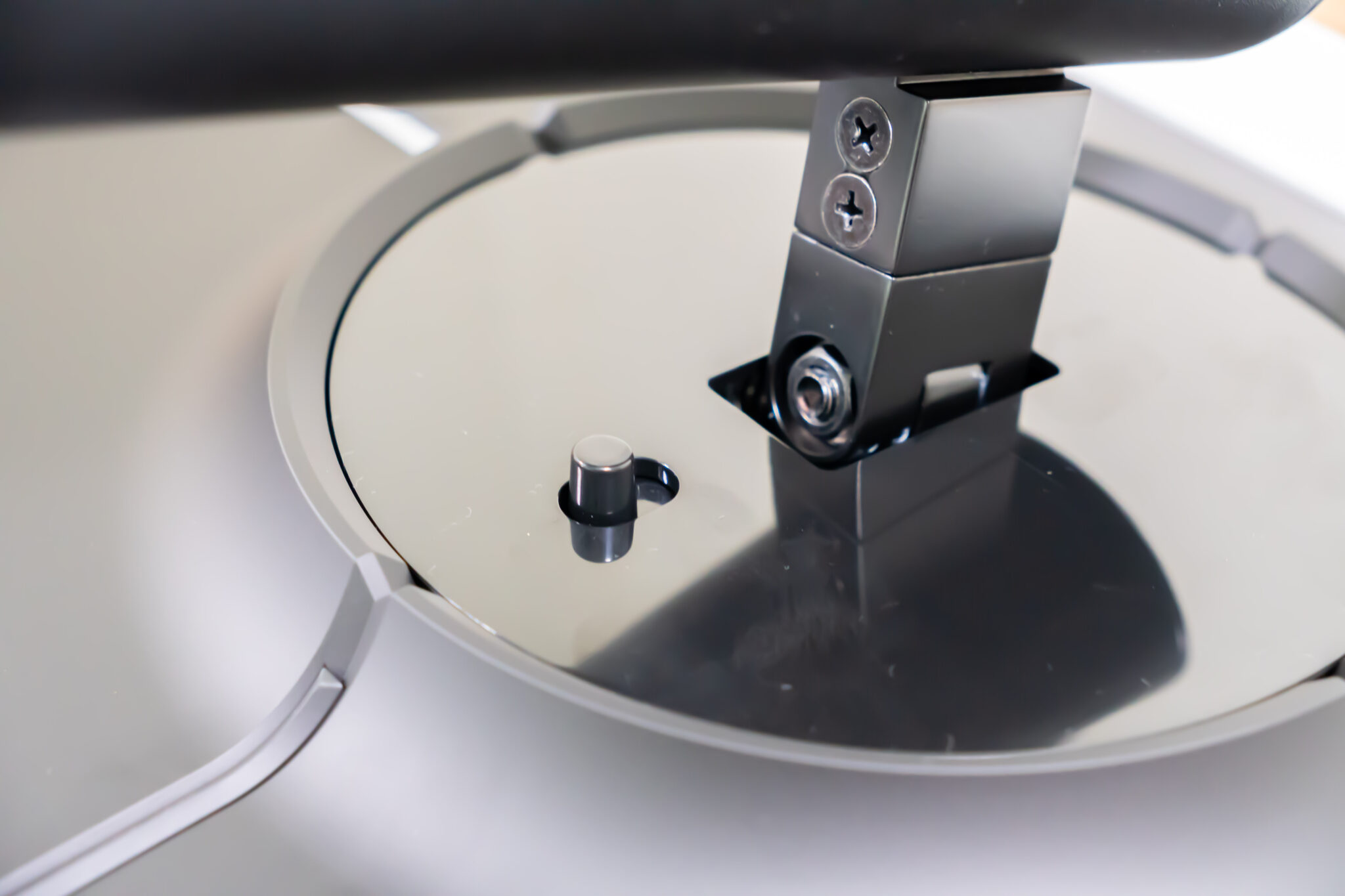 INNOCN WR44-PLUSレビュー｜広い作業環境と発色、充実の機能が魅力